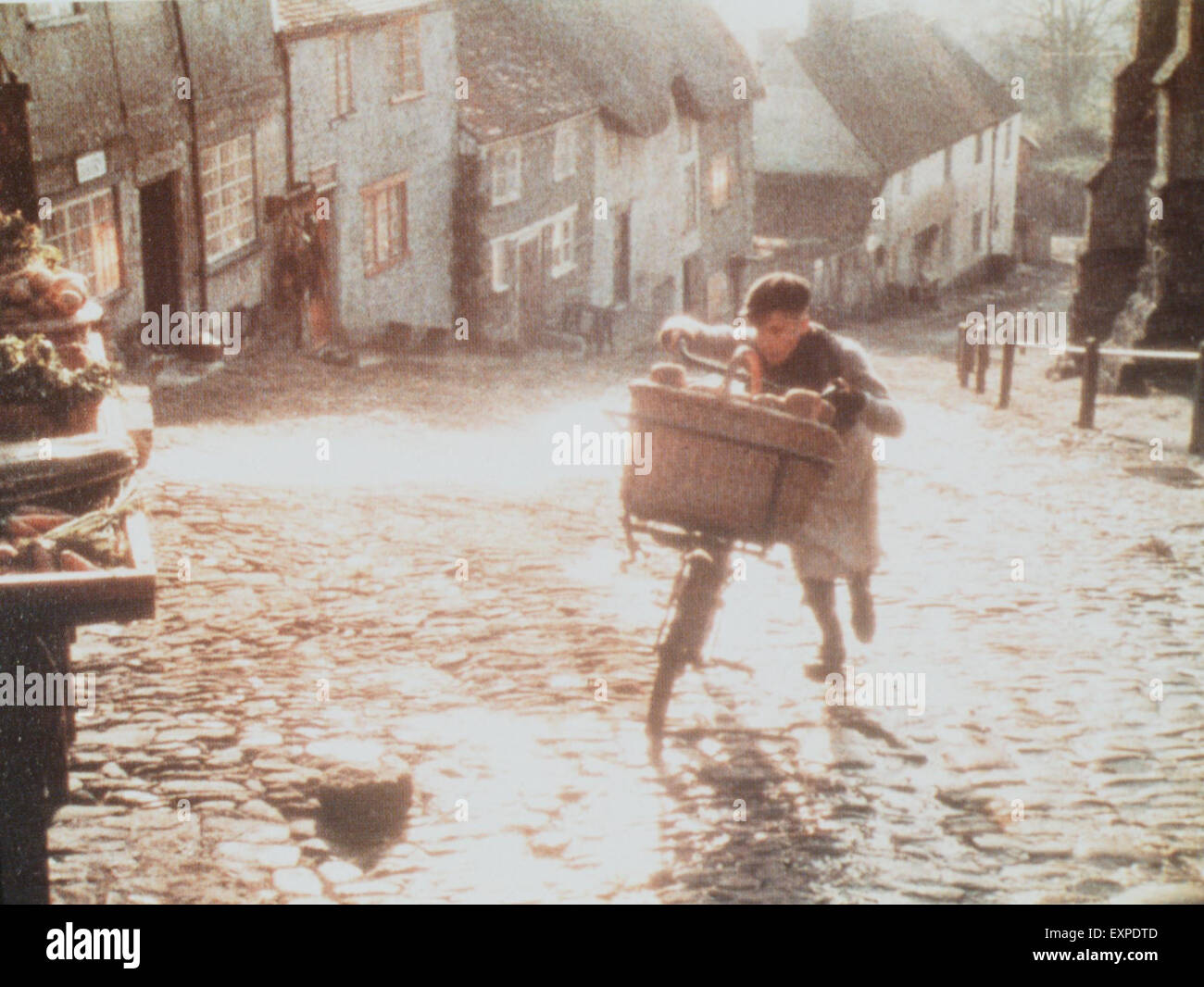 Hovis advert 1970s hi-res stock photography and images - Alamy