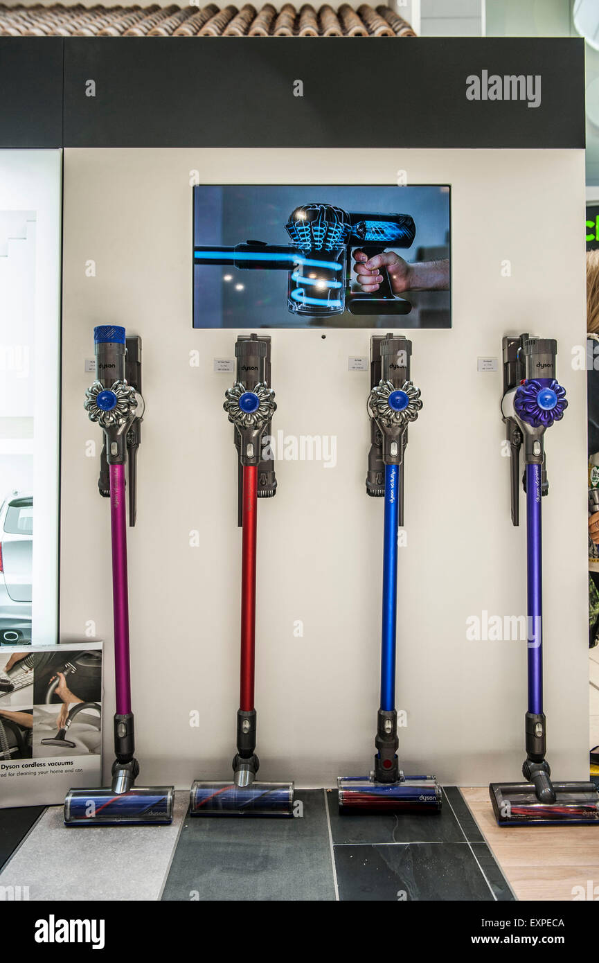 Dyson Roadshow Eldon Square Newcastle people using and being shown ...