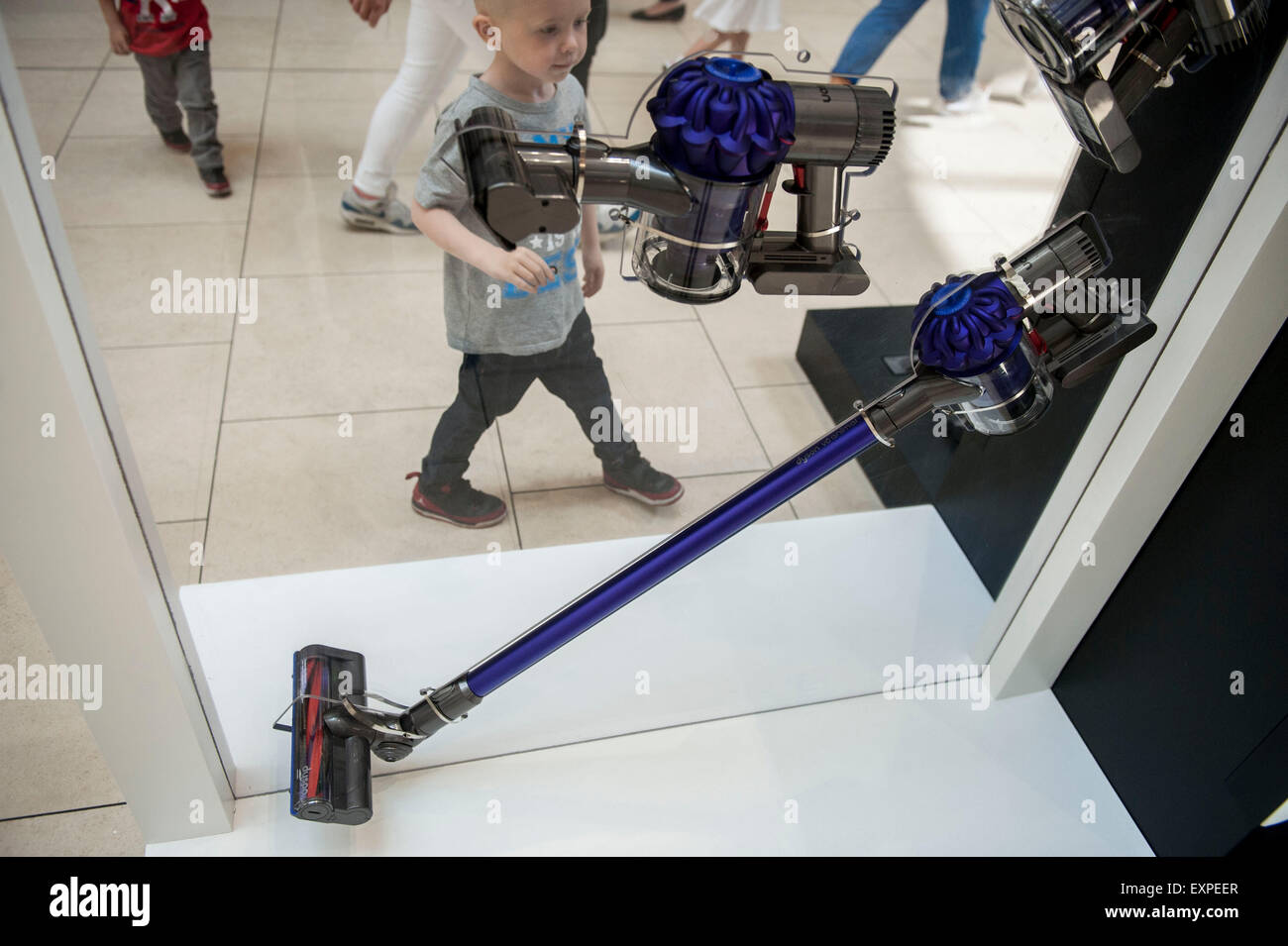 Dyson Roadshow Eldon Square Newcastle people using and being shown ...