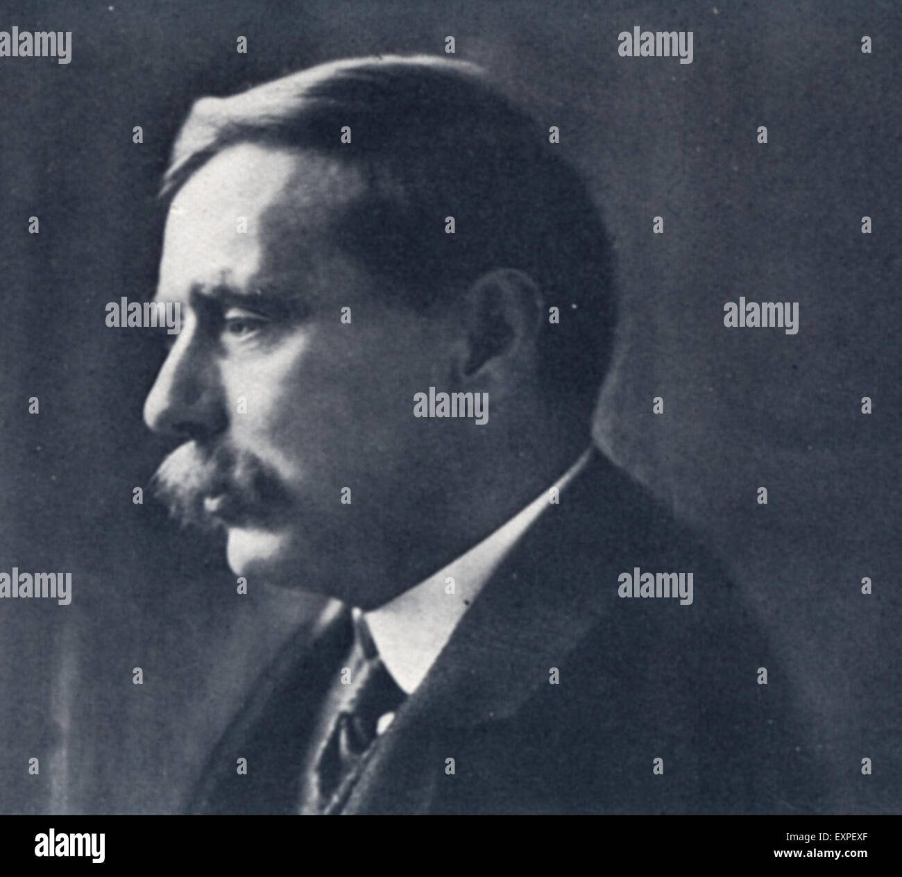 Herbert george wells hi-res stock photography and images - Alamy