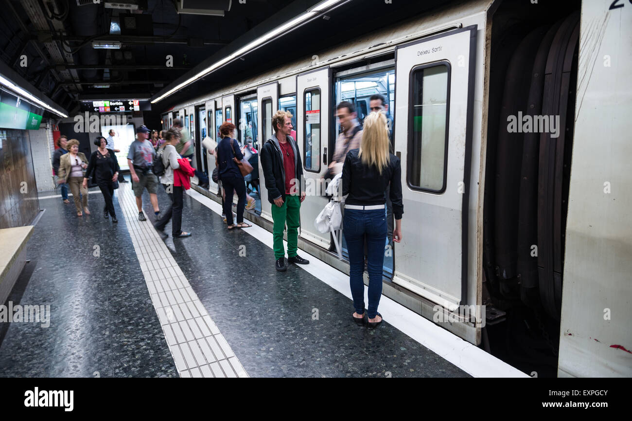 The tube of barcelona hi-res stock photography and images - Alamy