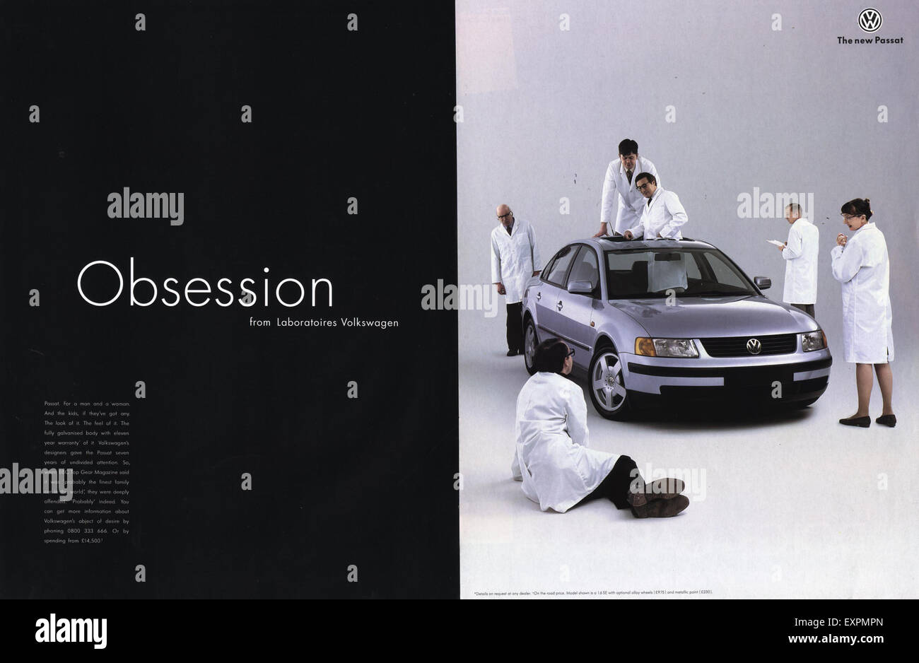 2000s UK Volkswagen Passat Magazine Advert Stock Photo - Alamy