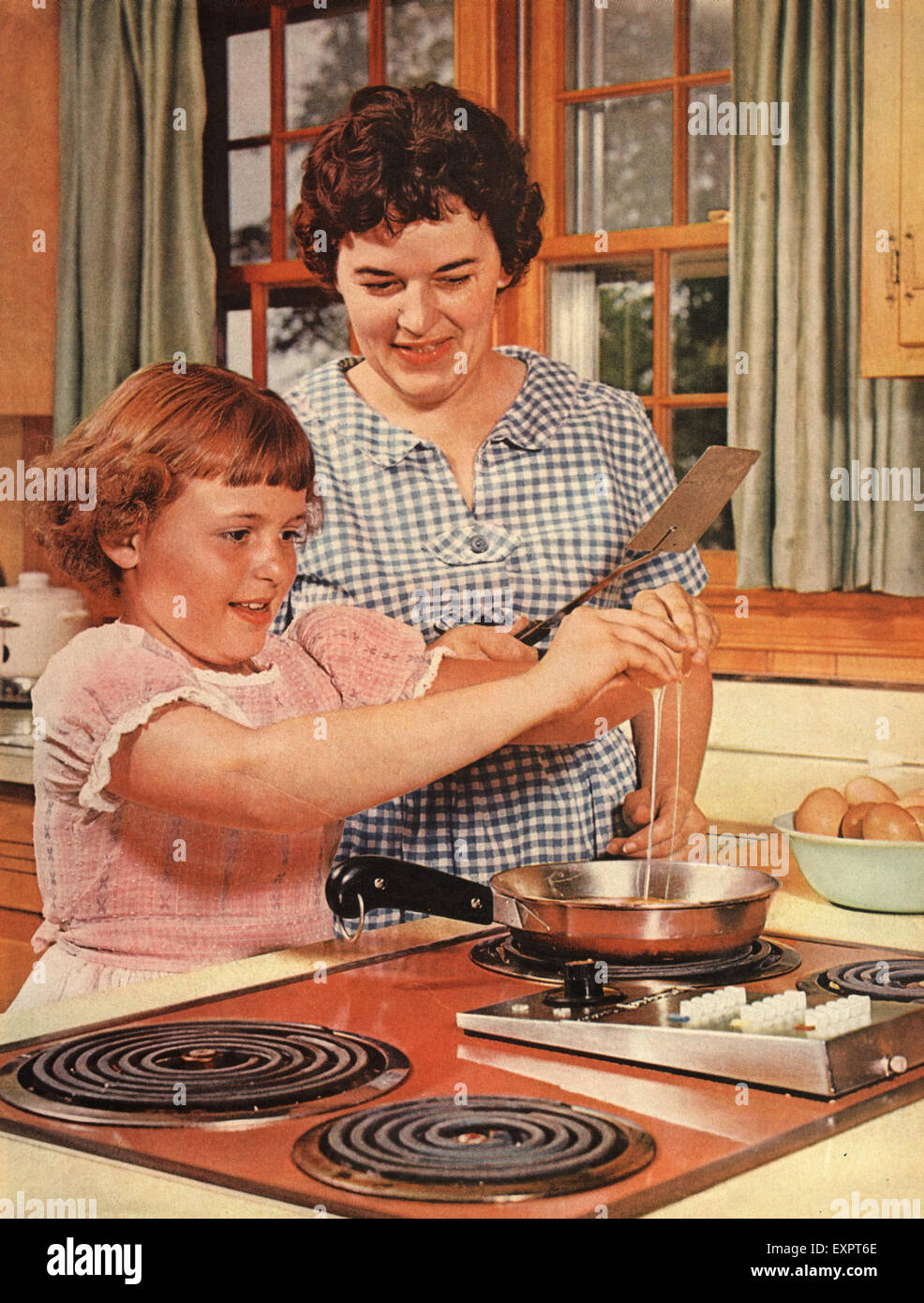 1960s USA Cooking Together Magazine Advert Stock Photo - Alamy