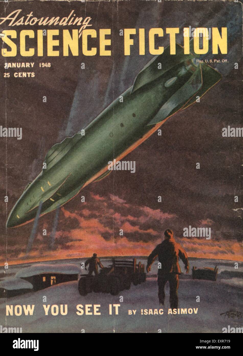 Astounding magazine hi-res stock photography and images - Alamy