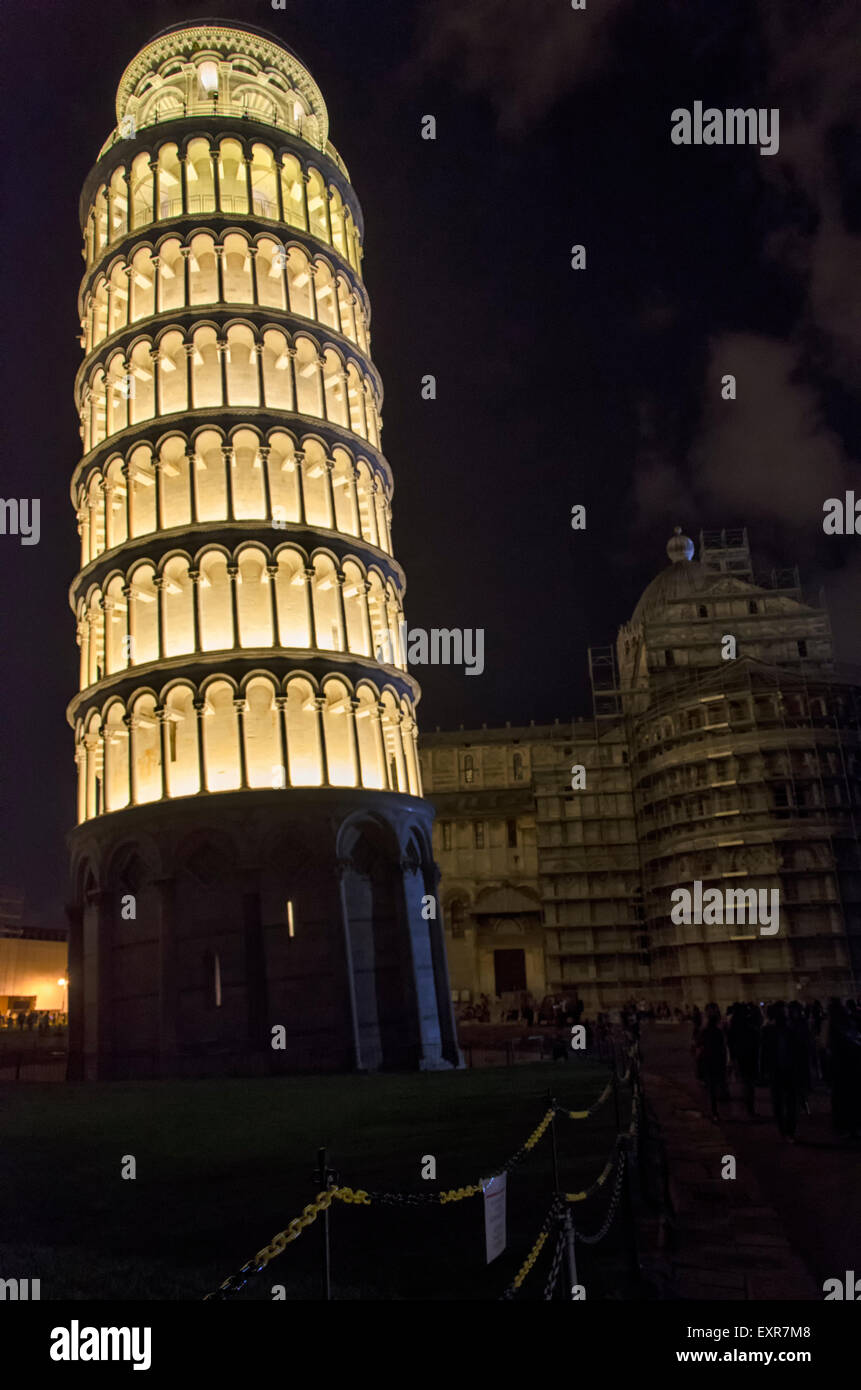 The Tower of Pisa illuminated in a festive night Stock Photo - Alamy
