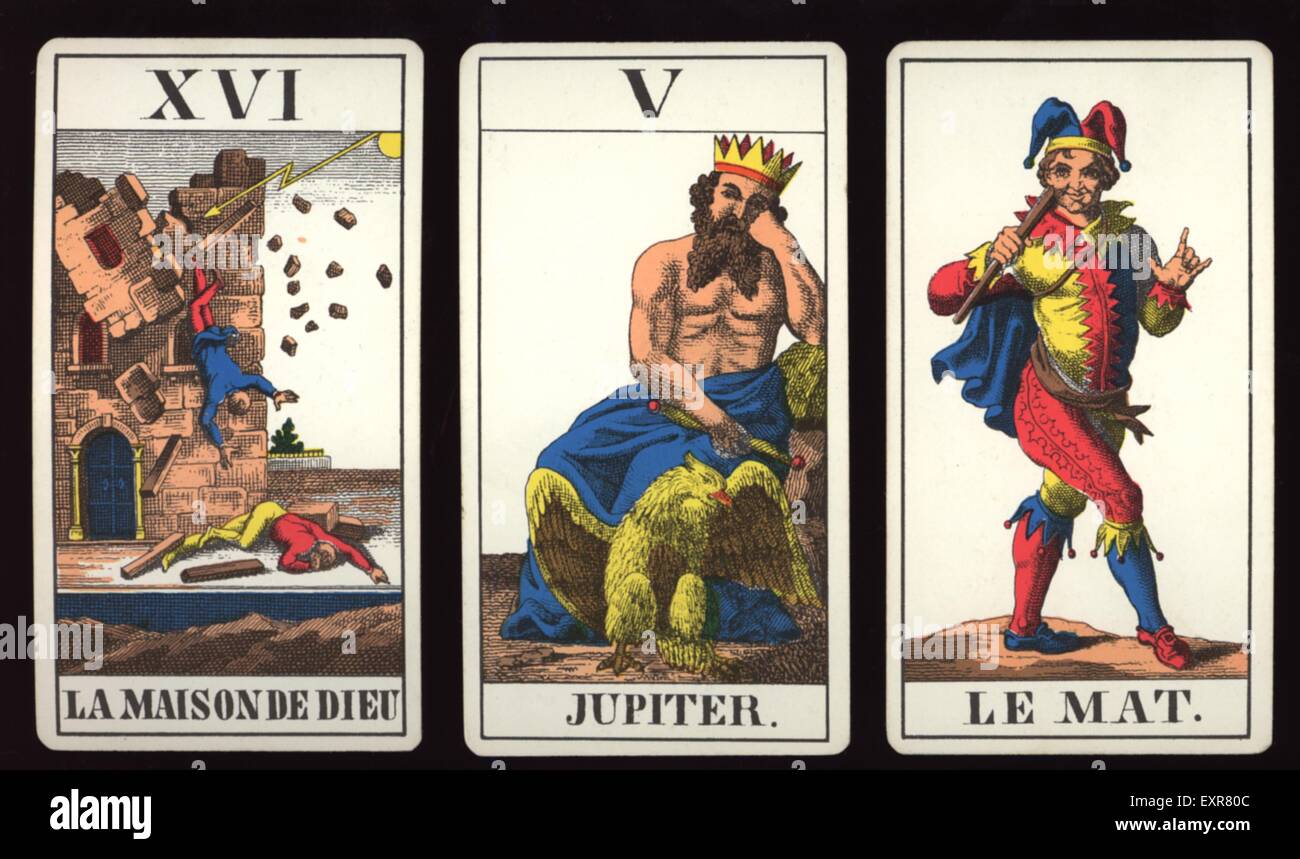 Tarot playing cards hi-res stock photography and images - Alamy