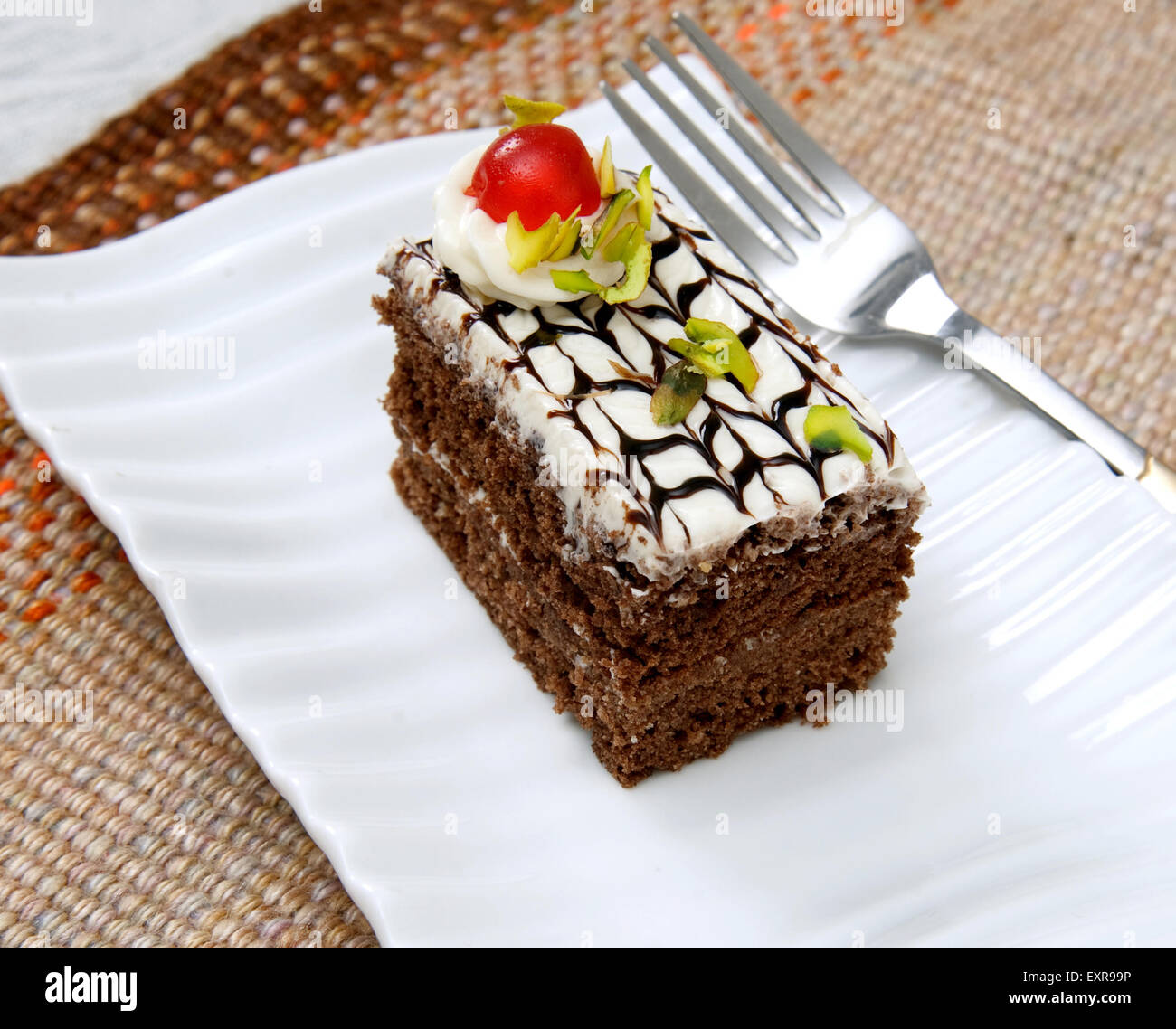 Indian pastry hi-res stock photography and images - Alamy