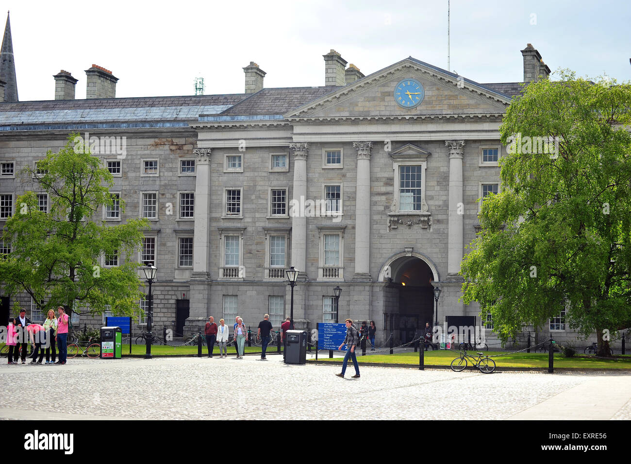 Buildings in Parliament square on the campus of Trinity College Dublin in Ireland Stock Photo ...