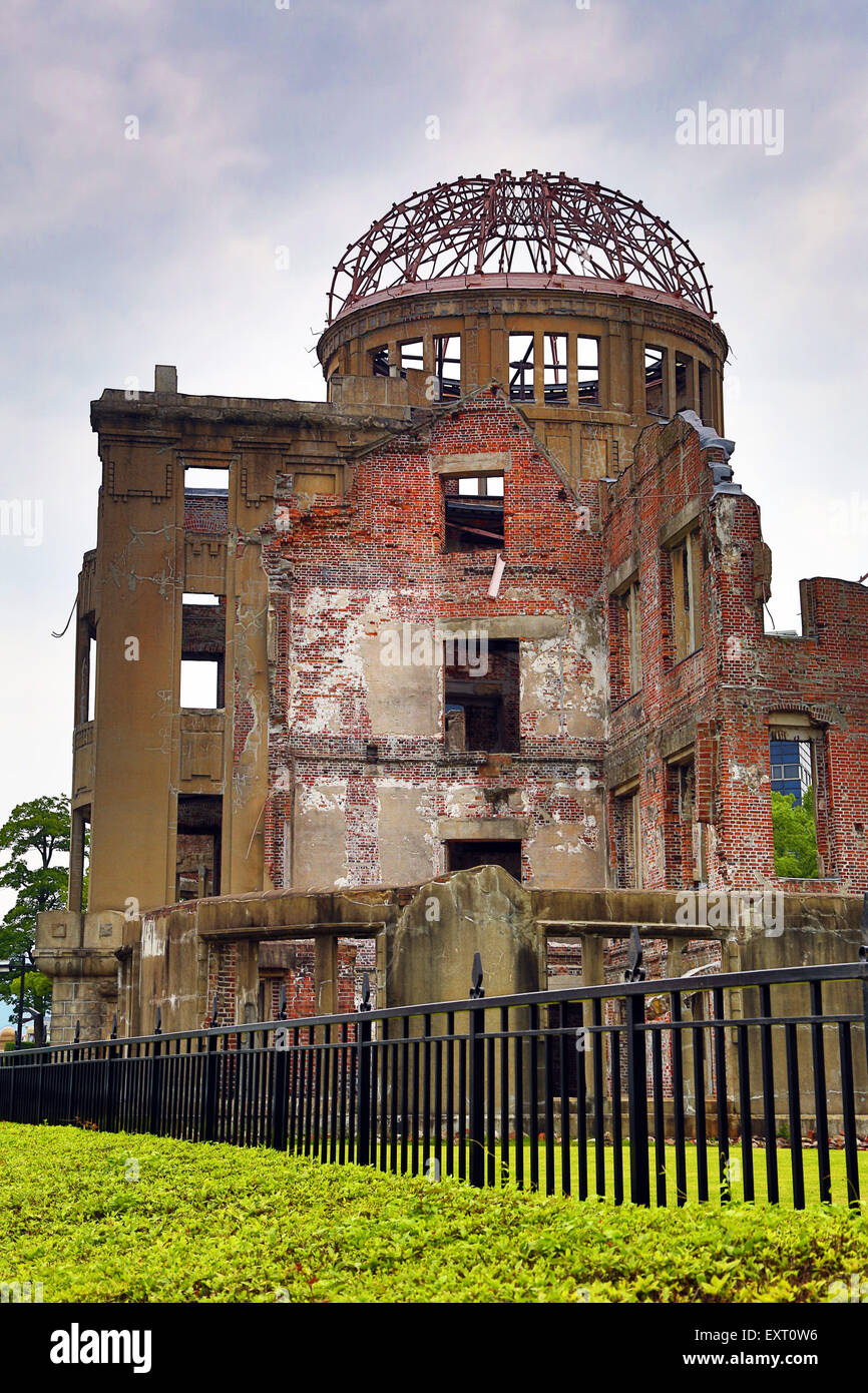 Genbaku domu memorial hi-res stock photography and images - Alamy