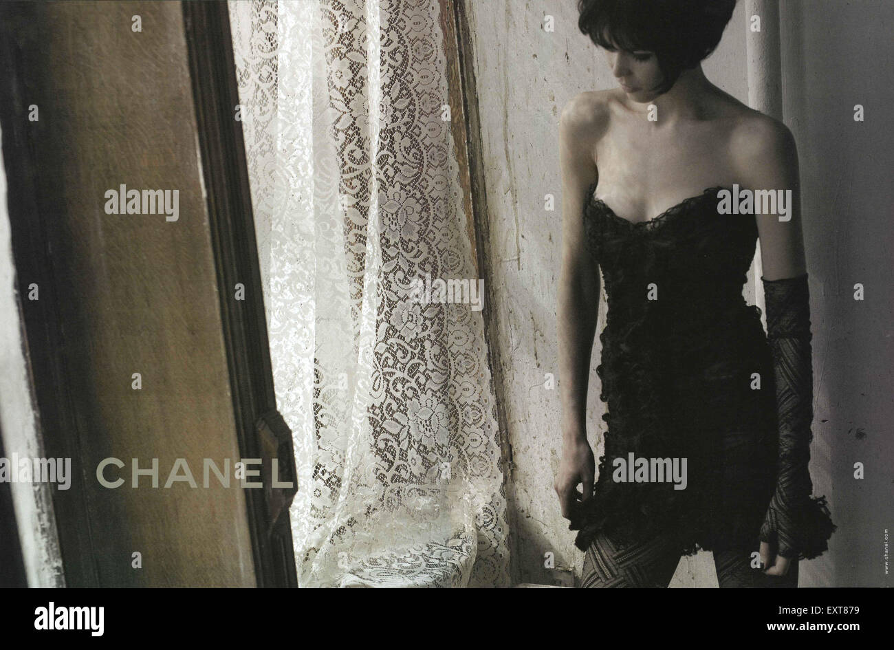 2000s UK Chanel Magazine Advert Stock Photo - Alamy