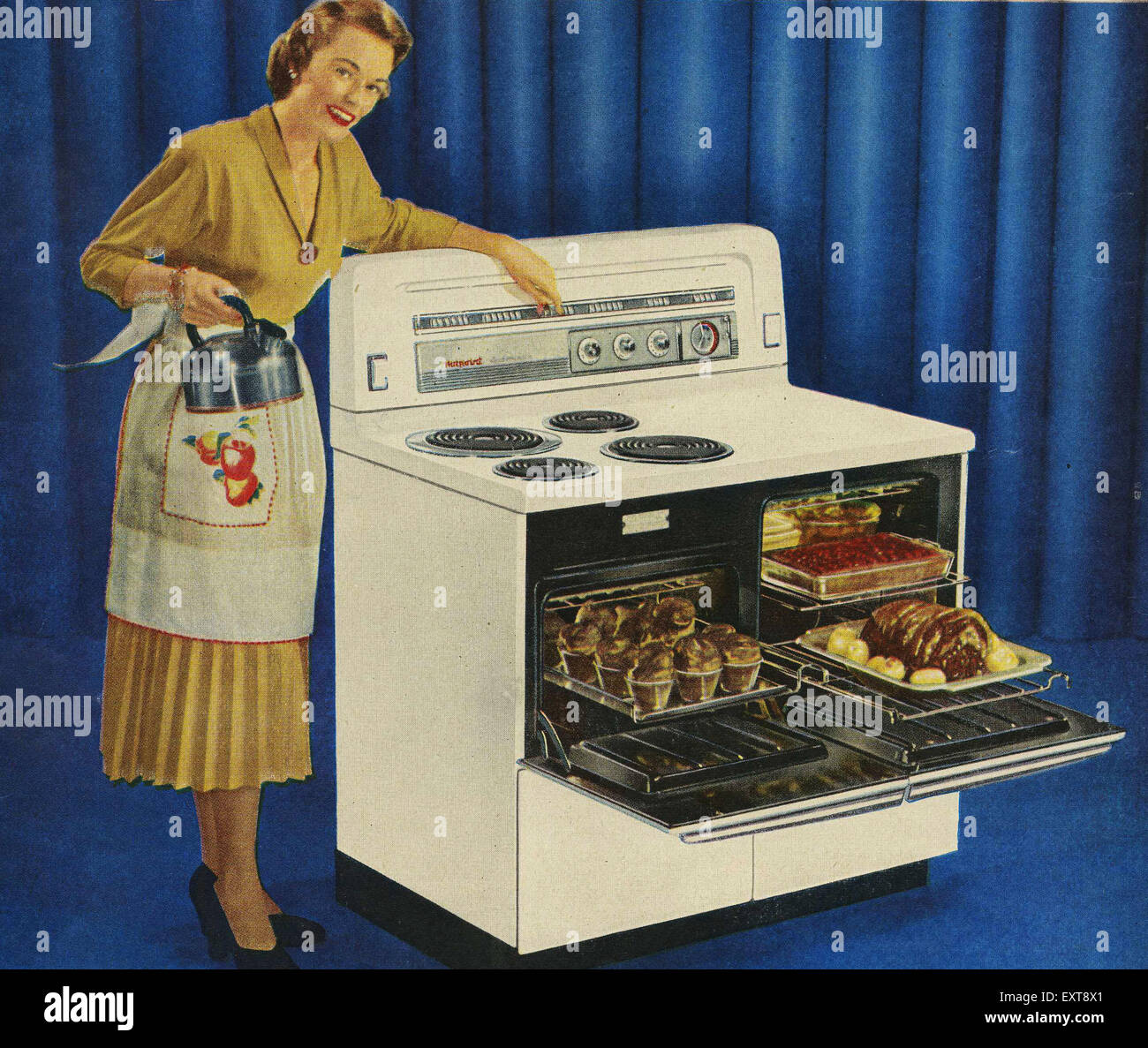 1950s advert woman cooking hi-res stock photography and images - Alamy