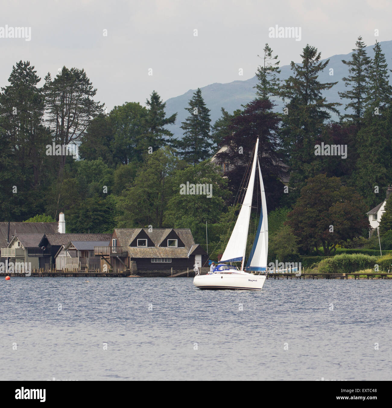 Lake Windermere Cumbria 16th July 2016 .UK Weather Lake Windermere ...