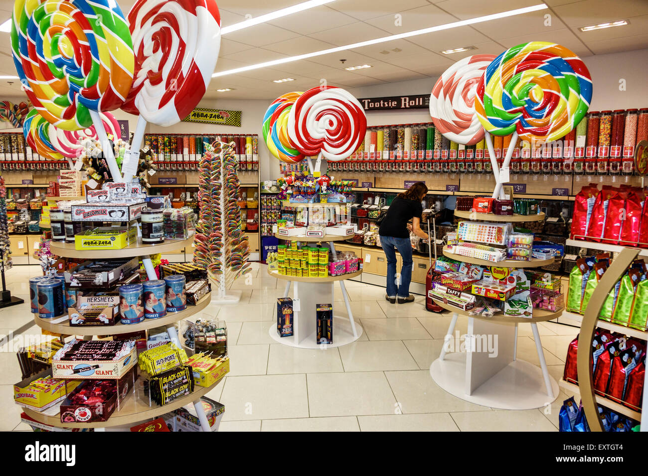 Us candy stores High Resolution Stock Photography and Images - Alamy
