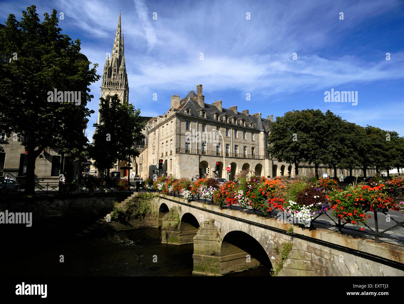 Brittany quimper old town hi-res stock photography and images - Alamy