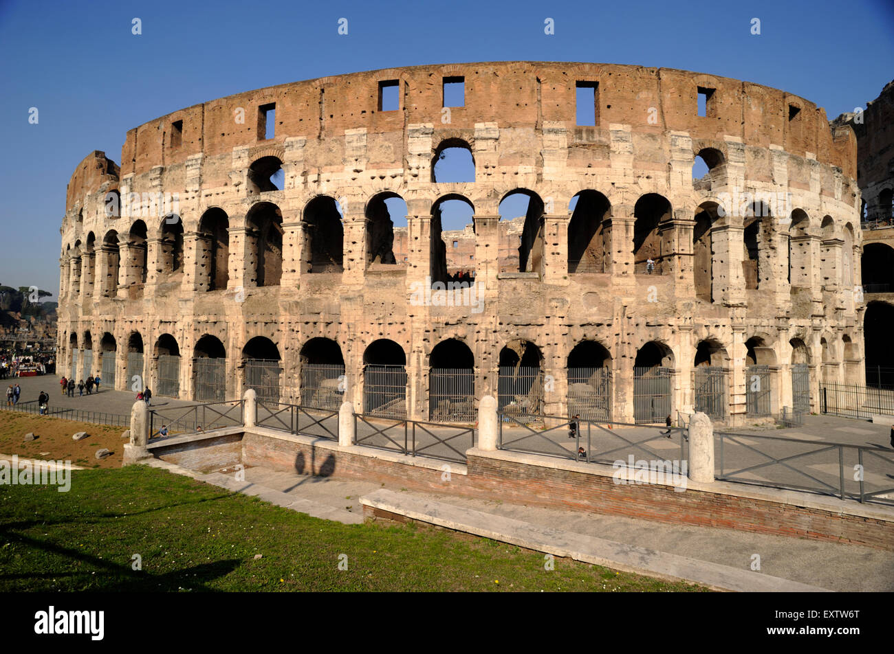 Ancient amphitheaters hi-res stock photography and images - Alamy