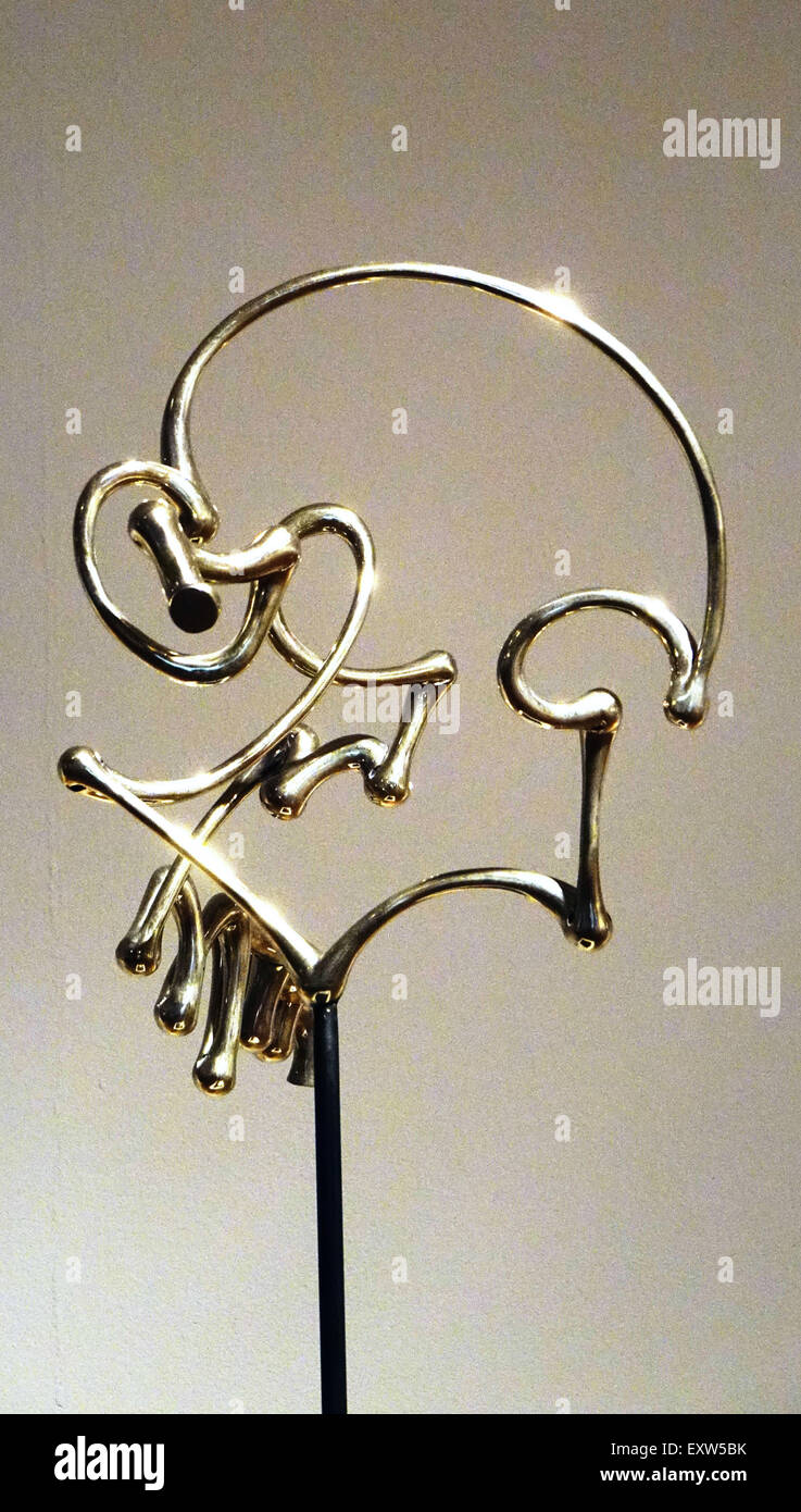 Sculpture showing motion hi-res stock photography and images - Alamy