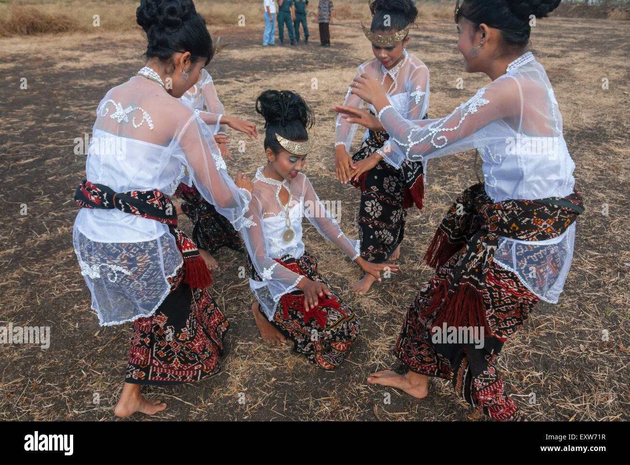 Rural Performance Art High Resolution Stock Photography and Images - Alamy