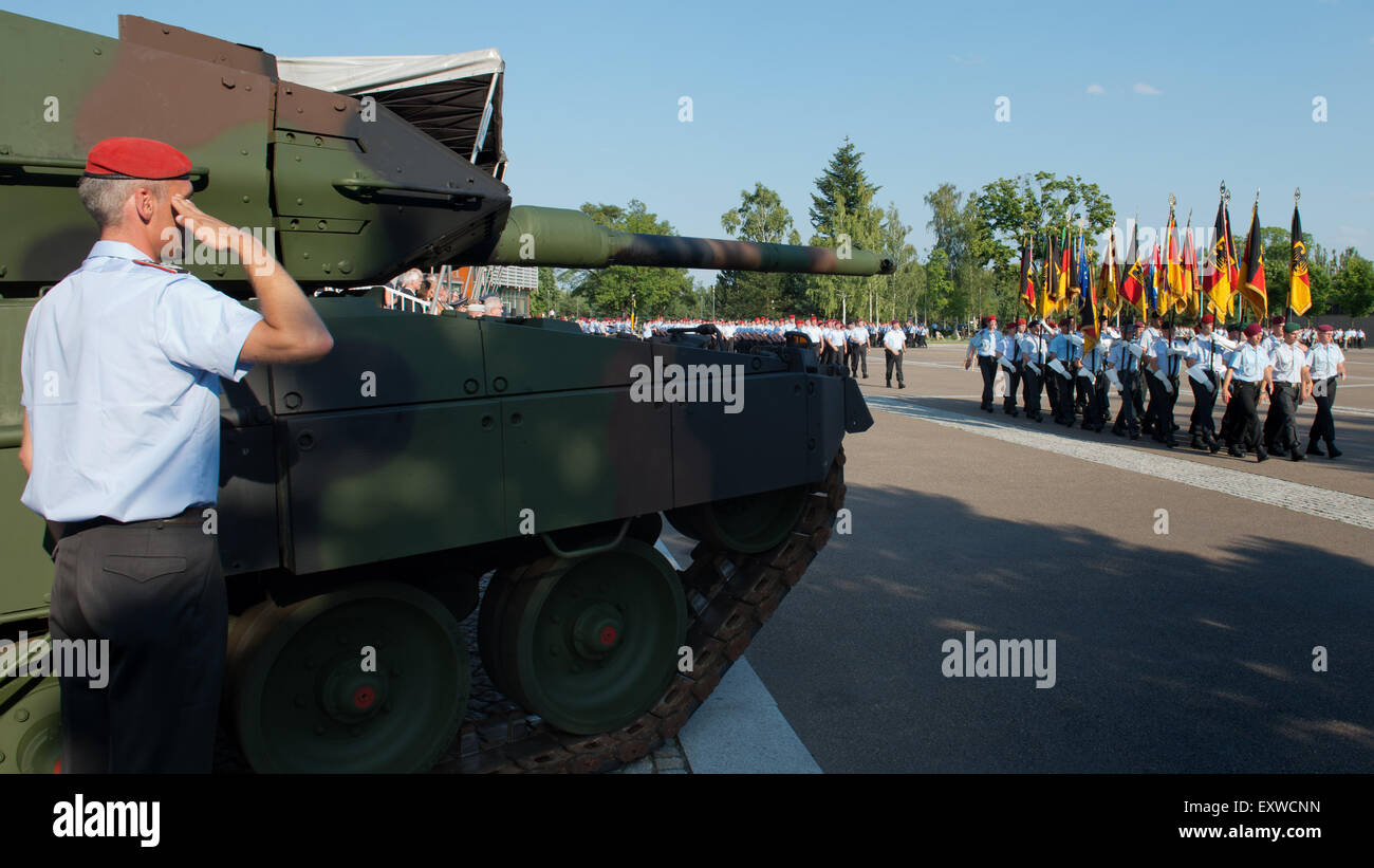 German army soldiers in barracks hi-res stock photography and images ...