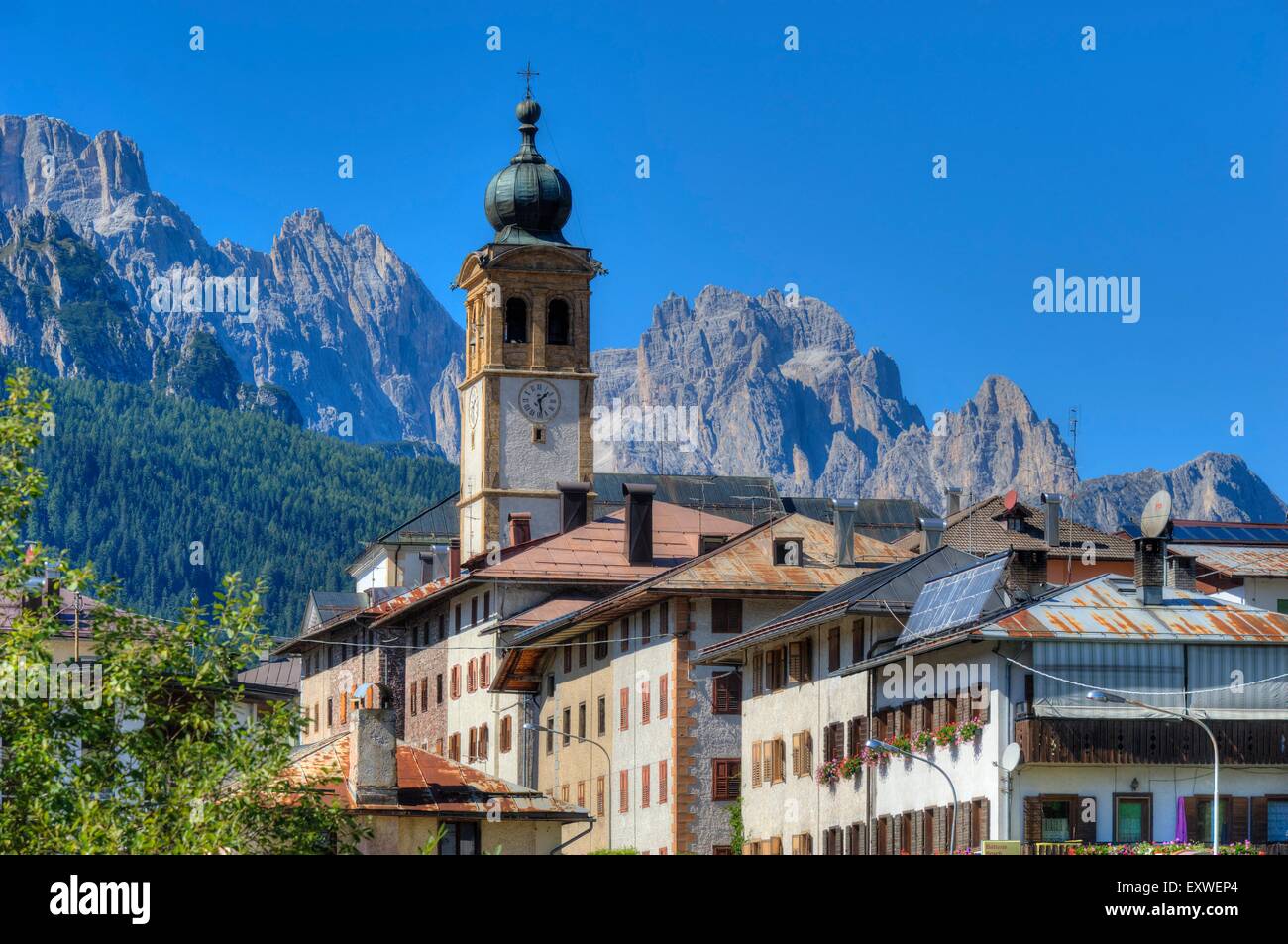 Dosoledo with Sexten Dolomites, Italy Stock Photo - Alamy