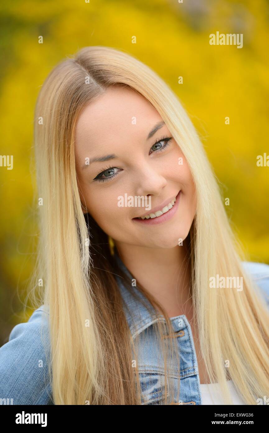 One park spring hi-res stock photography and images - Alamy