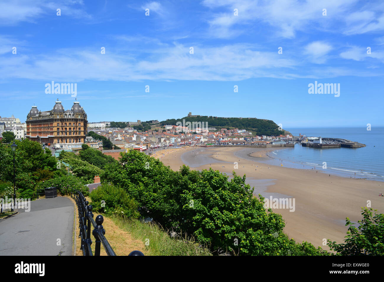 Scarborough Harbour Seafront Castle Stock Photos & Scarborough Harbour ...