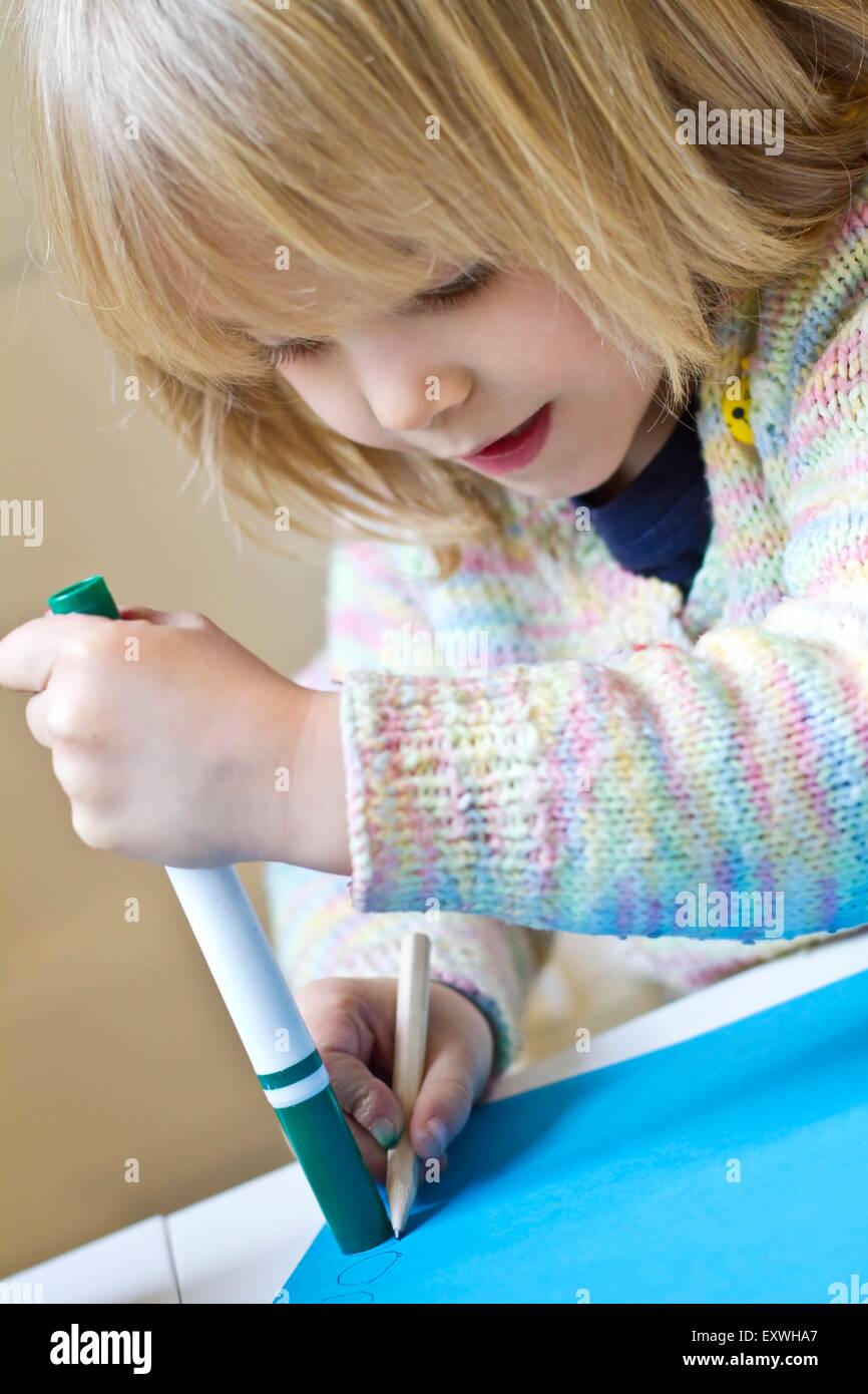 Blonde girl doing one hi-res stock photography and images - Alamy