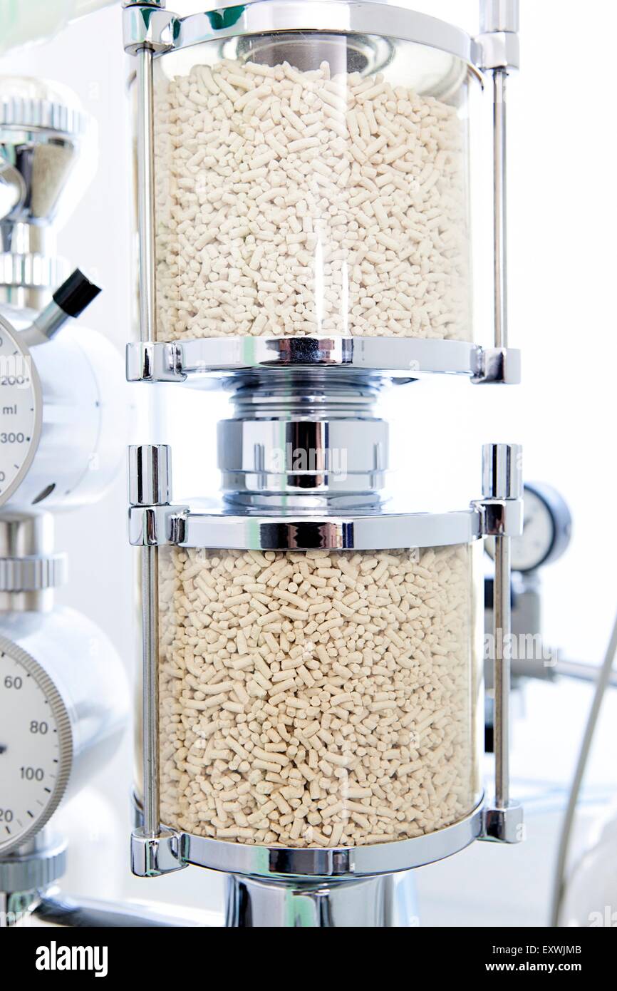 Medical ventilator hi-res stock photography and images - Alamy