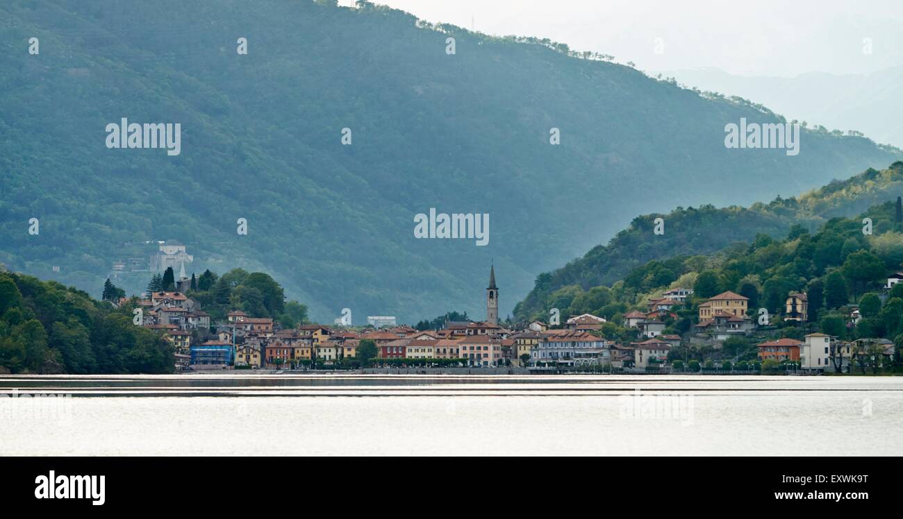 Lake mergozzo hi-res stock photography and images - Alamy
