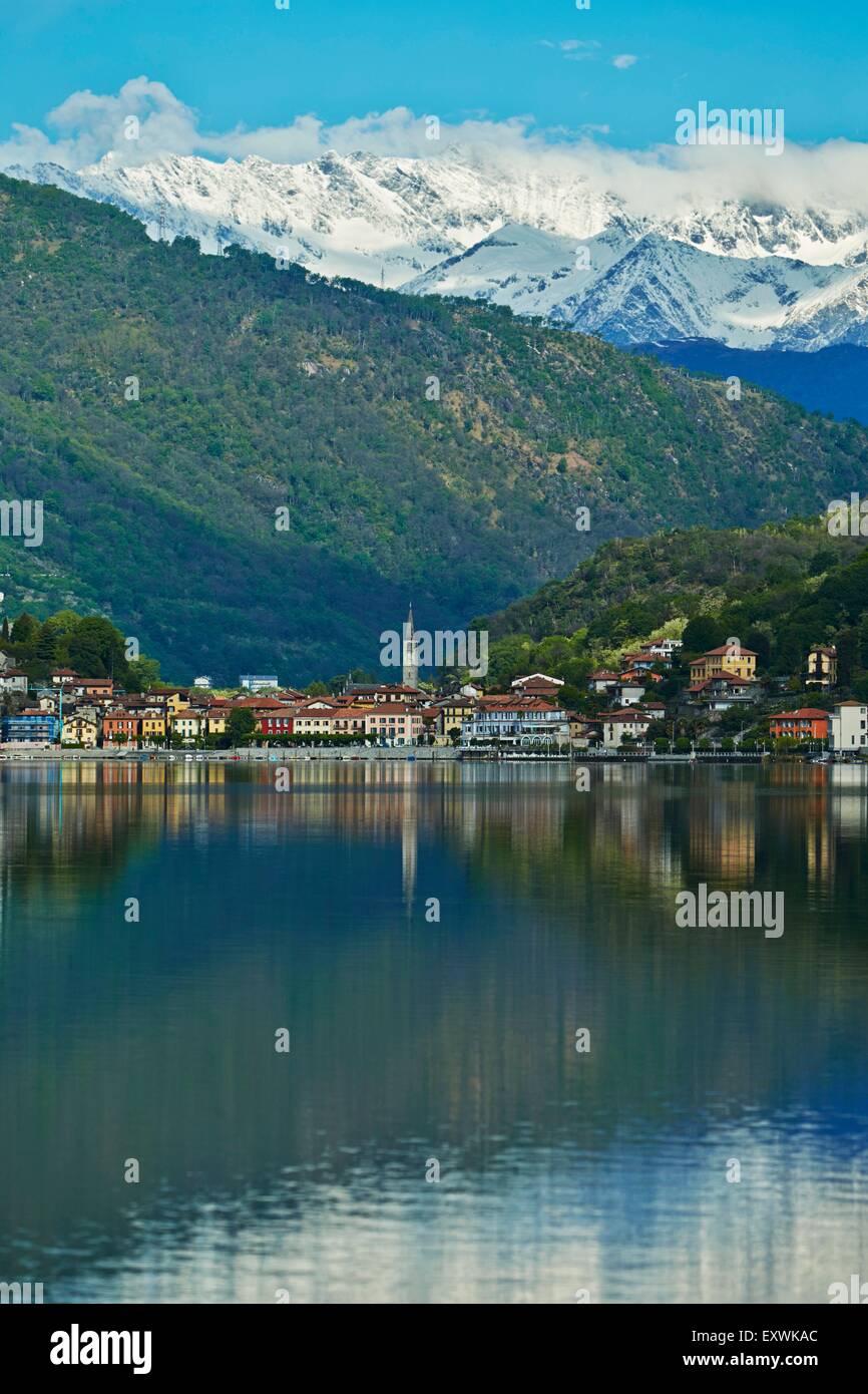 Village Mergozzo with lake and mountains of the Valais, Piedmont, Italy ...
