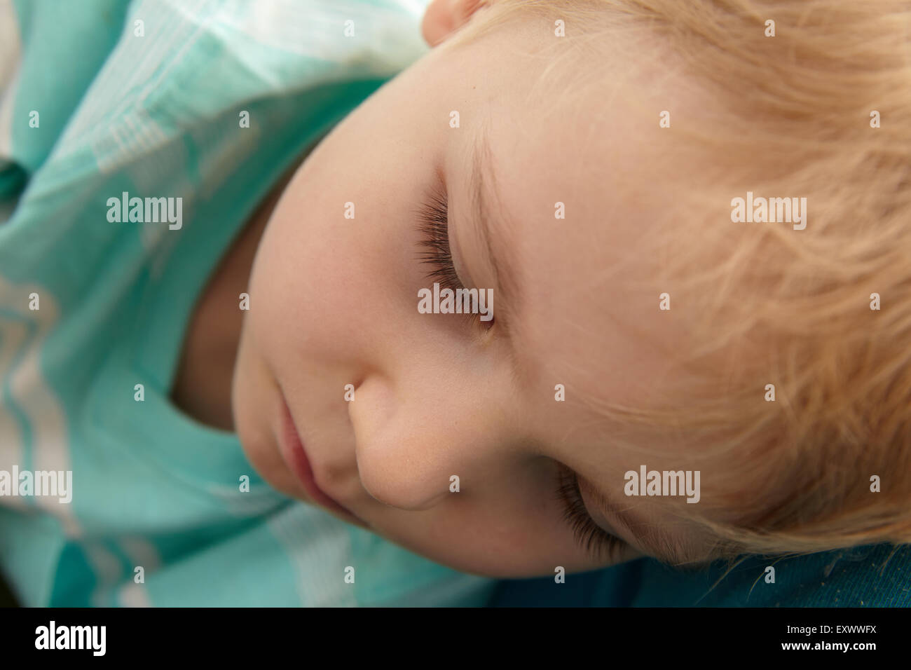 Boy sleep hi-res stock photography and images - Alamy