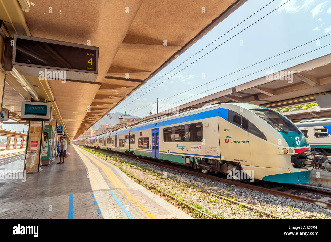 Sicily and train hi-res stock photography and images - Alamy