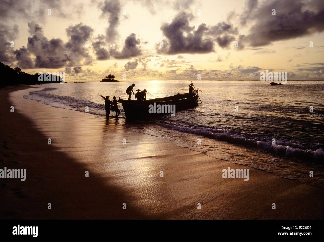 Seychelles fisherman hi-res stock photography and images - Alamy