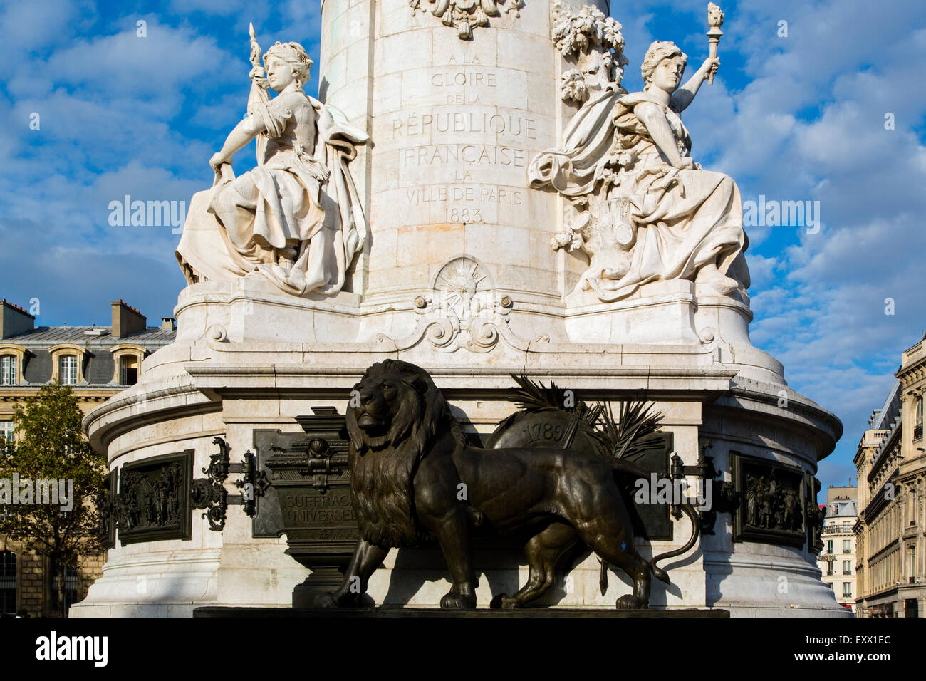 Place de la republique paris hi-res stock photography and images - Alamy