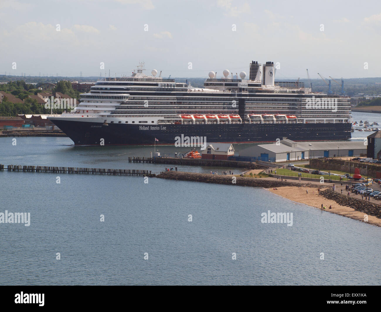 Eurodam cruise ship hi-res stock photography and images - Alamy