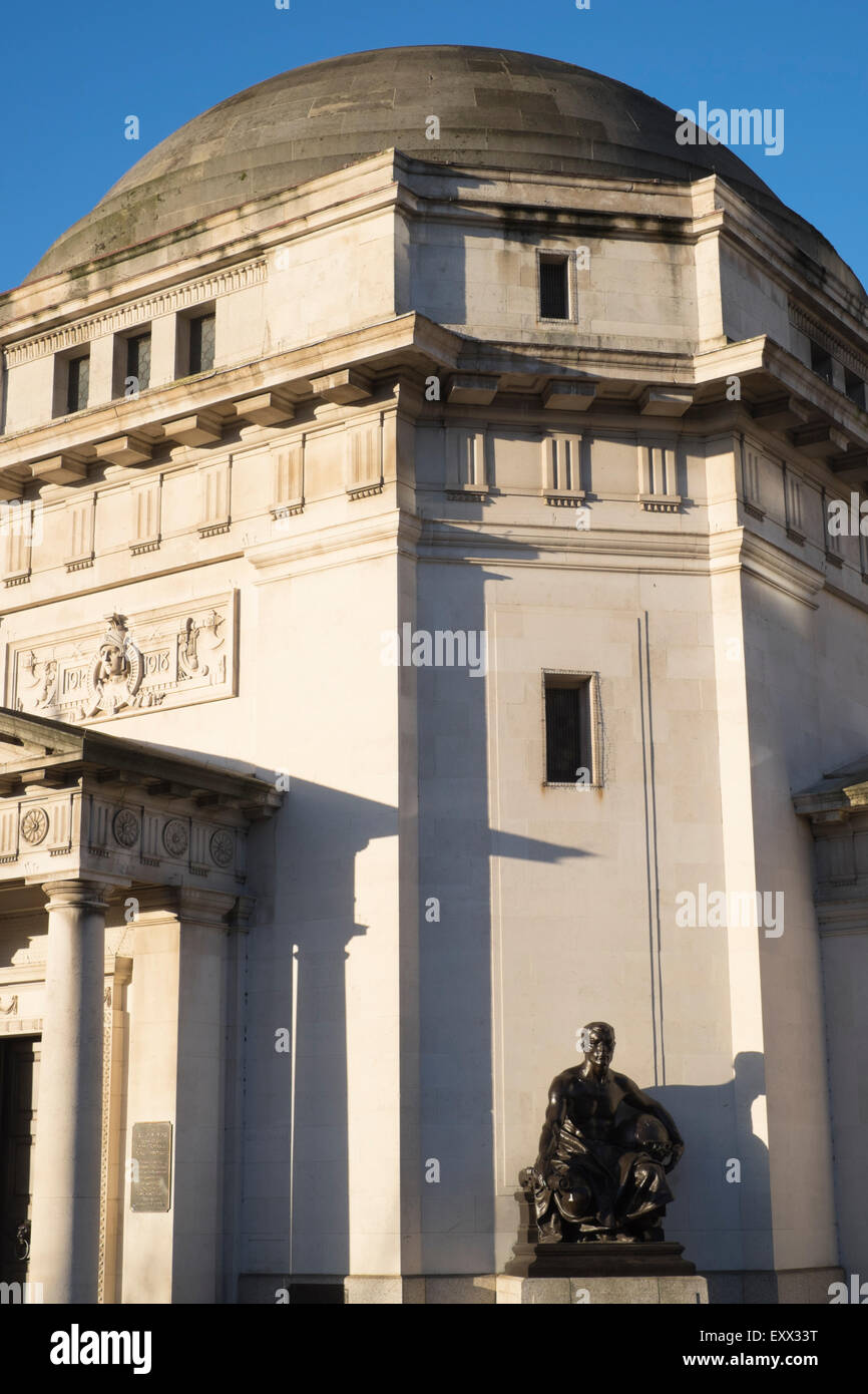 Hall of Memory war memorial in Birmingham city centre,England Stock ...