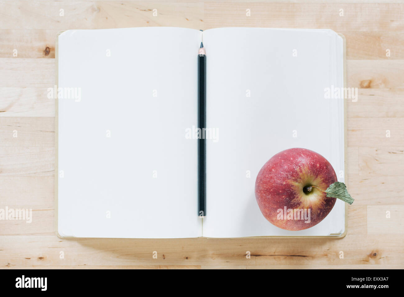 Overhead views hi-res stock photography and images - Alamy