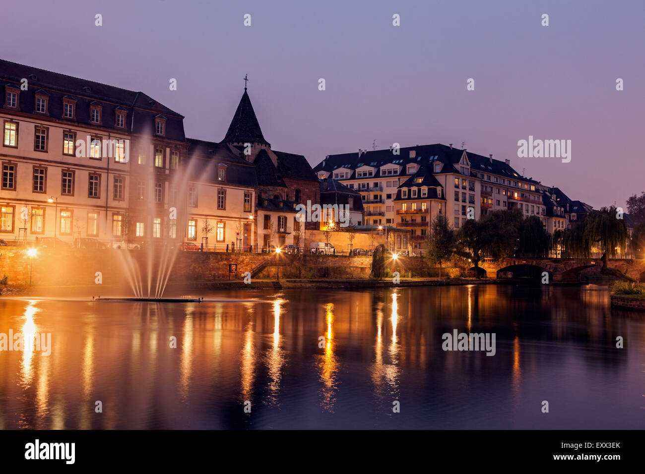 Night time open air hi-res stock photography and images - Alamy