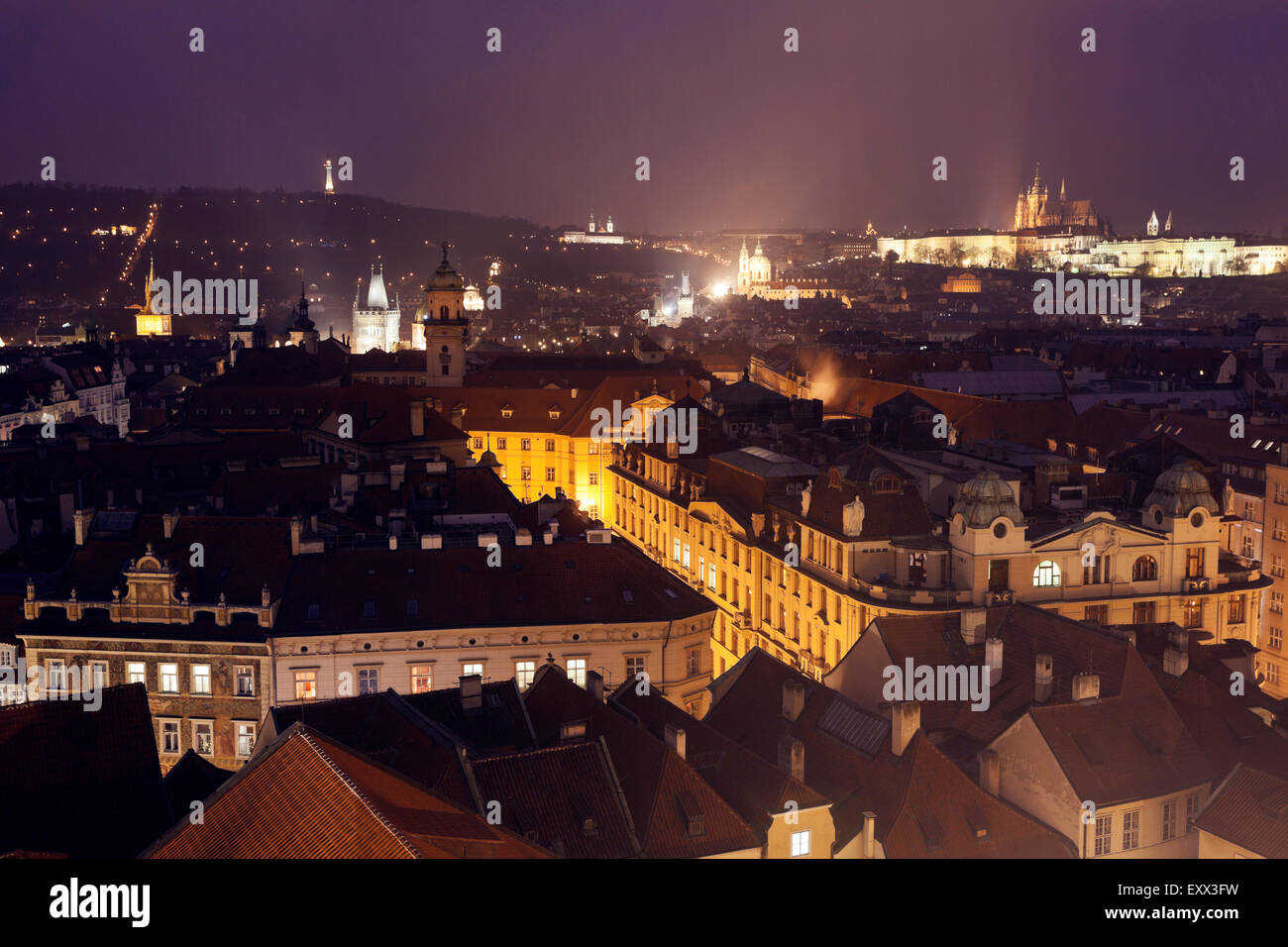 Prague castle lit up night hi-res stock photography and images - Alamy