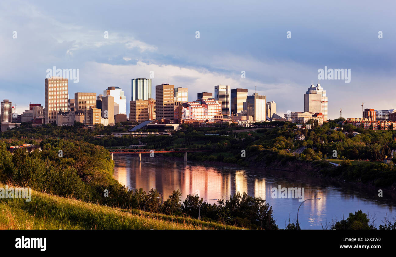 Edmonton sunrise hi-res stock photography and images - Alamy