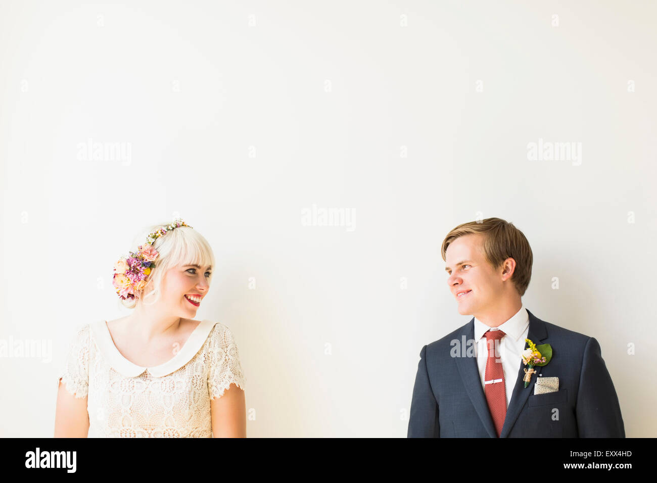 Couple facing each other studio hi-res stock photography and images - Alamy