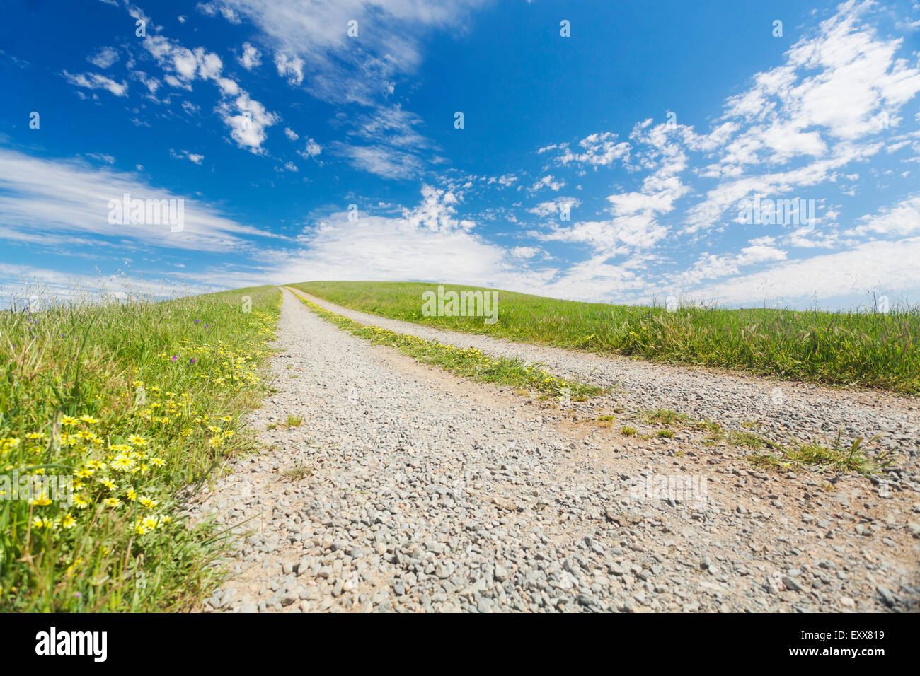 Footpath trail hi-res stock photography and images - Alamy