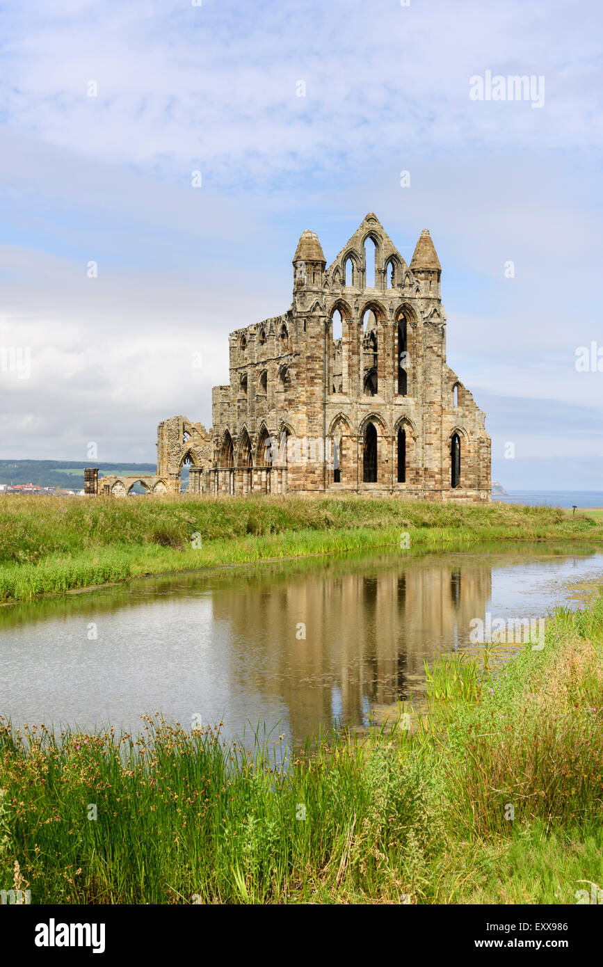 Coastal abbey hi-res stock photography and images - Alamy
