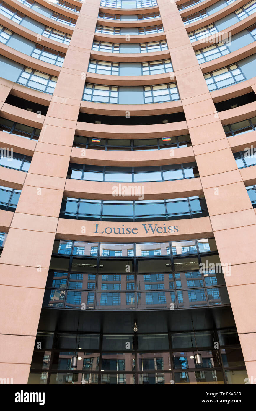 The European Parliament, the Louise Weiss main building, Strasbourg ...
