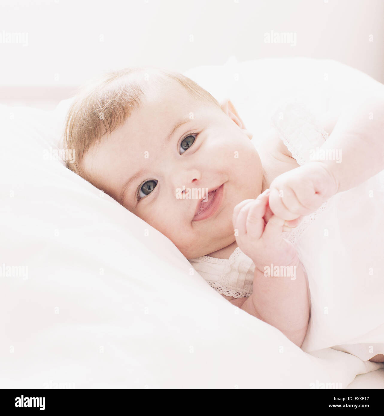 3 hands one baby hi-res stock photography and images - Alamy
