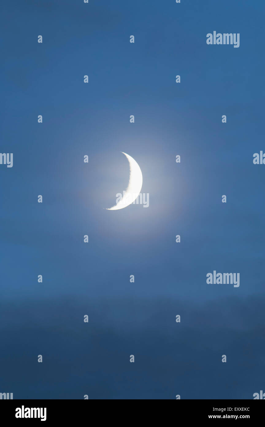 Crescent images hi-res stock photography and images - Alamy