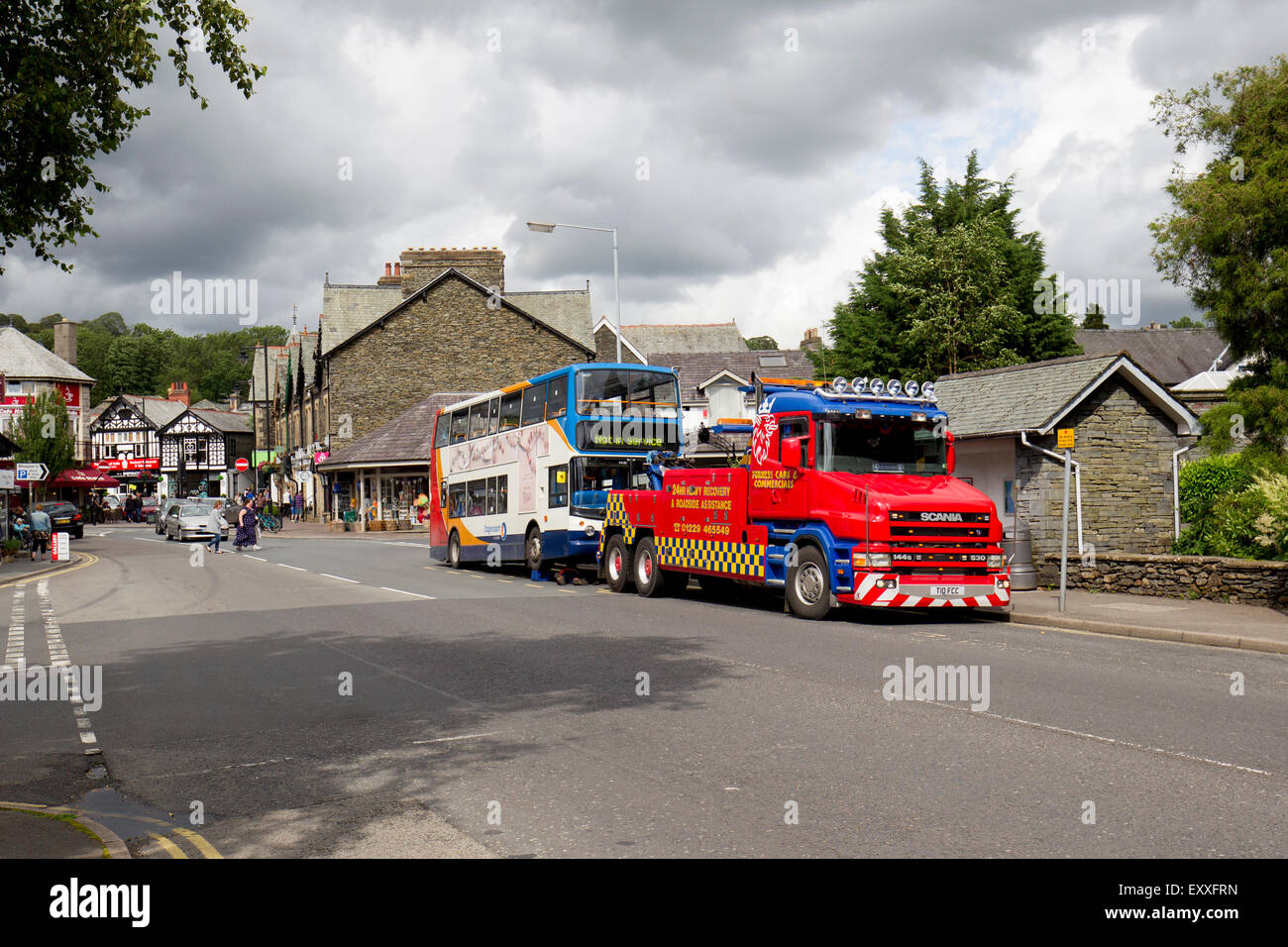 Bus recovery hi-res stock photography and images - Alamy
