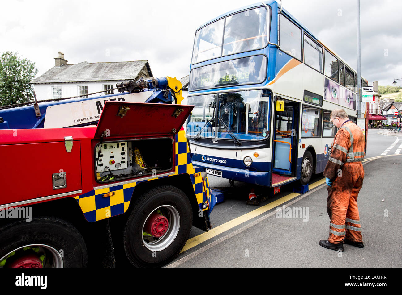Bus recovery services double decker broken down hi-res stock ...