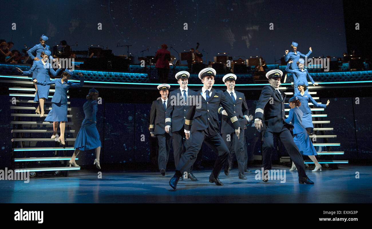 London, UK. 'Sinatra - The Man And His Music' - stage photocall, at the ...