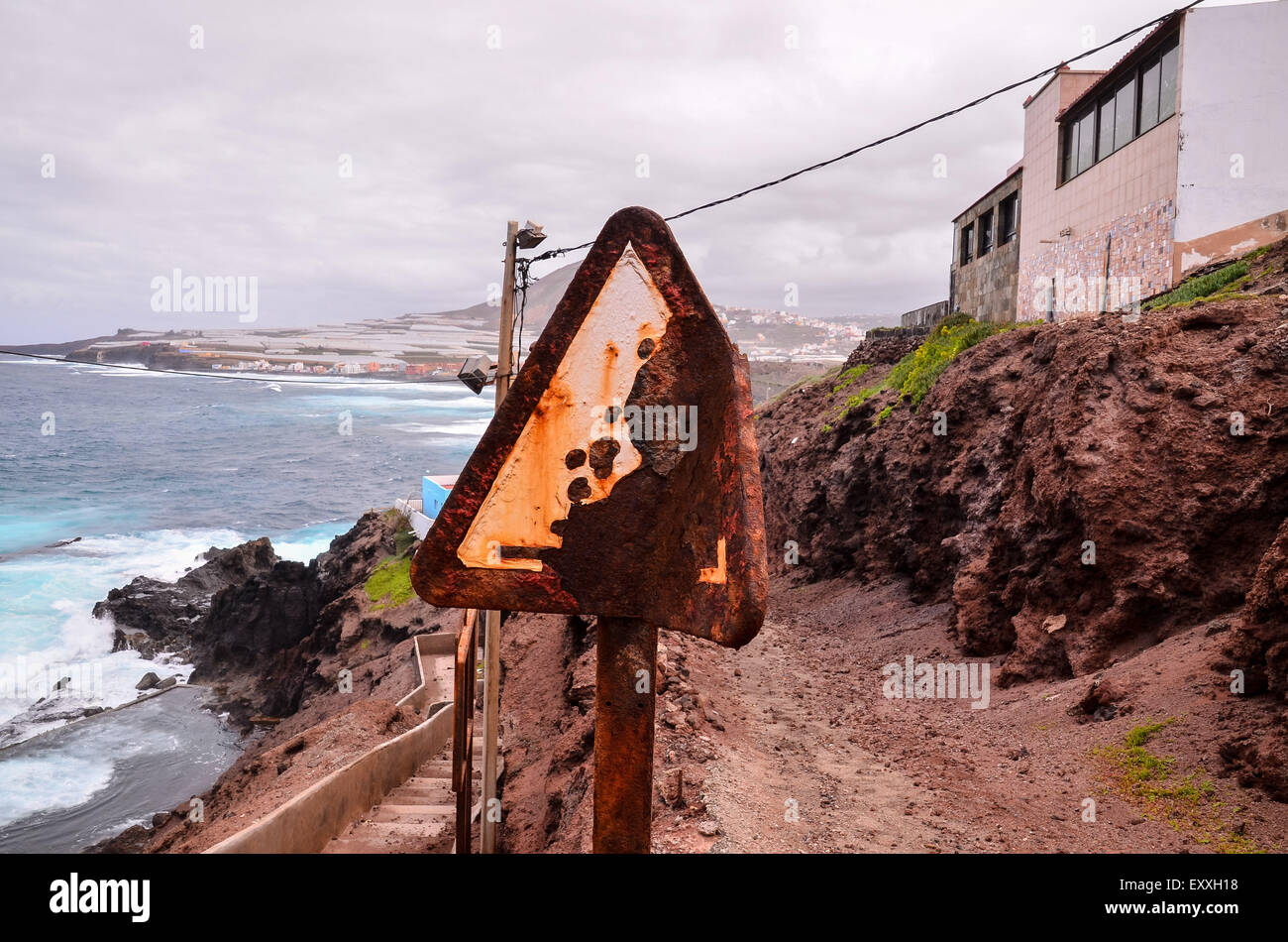 Vintage Old Rusty Road Sign Stock Photo - Alamy