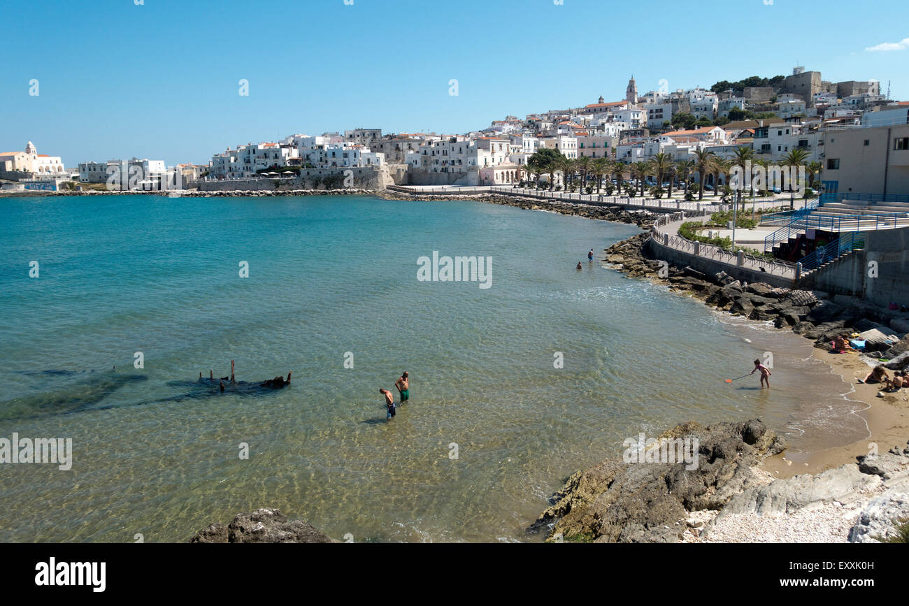 Rocky peninsula vieste gargano peninsula hi-res stock photography and ...